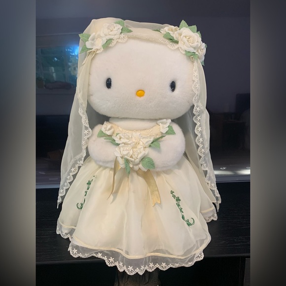 Hello Kitty | Toys | Sanrio Smiles Hello Kitty Bride 8 Inch Collectible ...